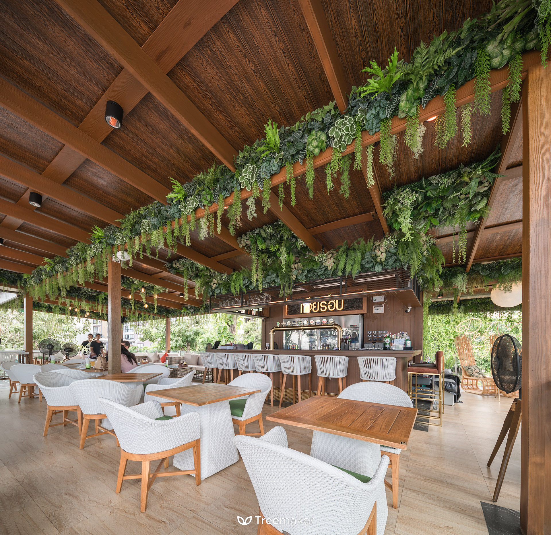 Beer Hub Pattaya - Treemaker Design